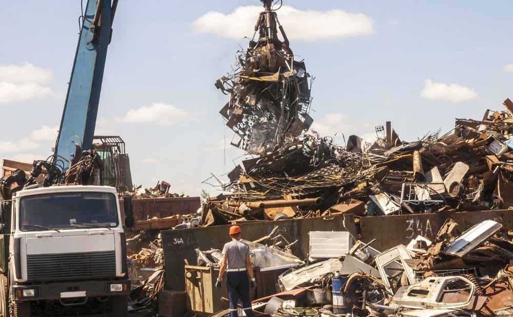 What You Need To Know About Running A Scrap Yard - StellaNonna